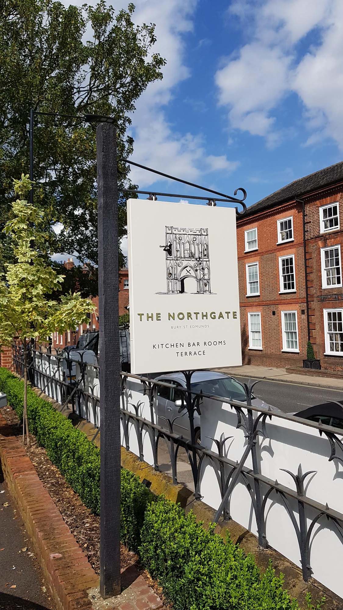 Shop Frontage Signage | Custom Shop Front Signs | Leiston Press